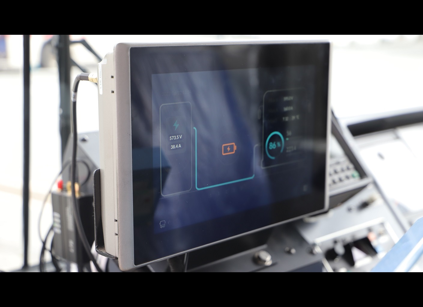 Electric Bus Unveiling Ceremony Held | Sumitomo Corporation in Europe