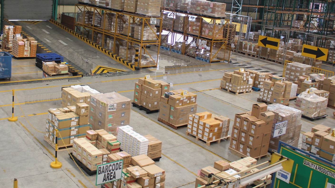 Logistics and insurance business supporting global operations ...