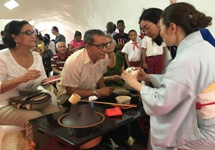 Introducing Japanese Culture in Cuba | Sumitomo Corporation