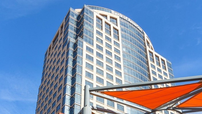 米国アリゾナ州・フェニックス市でオフィスビル「Collier Center」を取得 | 住友商事