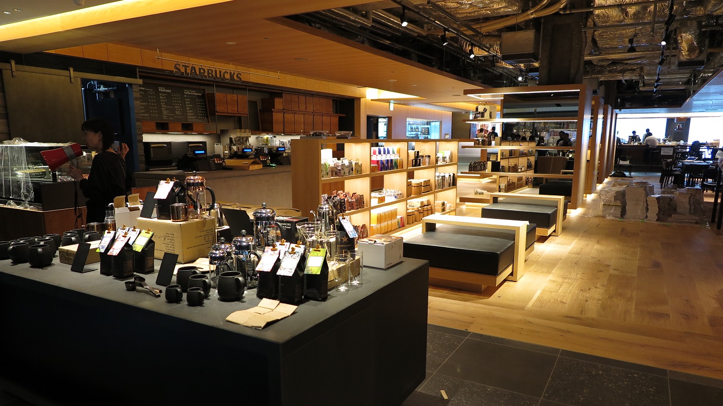Enjoying GINZA SIX with a series of ARTS | Sumitomo Corporation